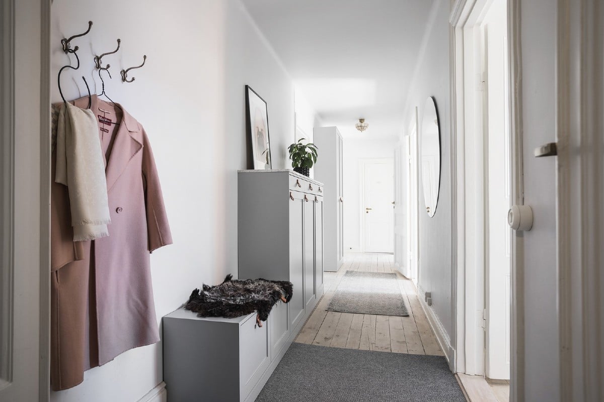 Hur kan man inreda en trång hall? Experttips – Inredningsvis